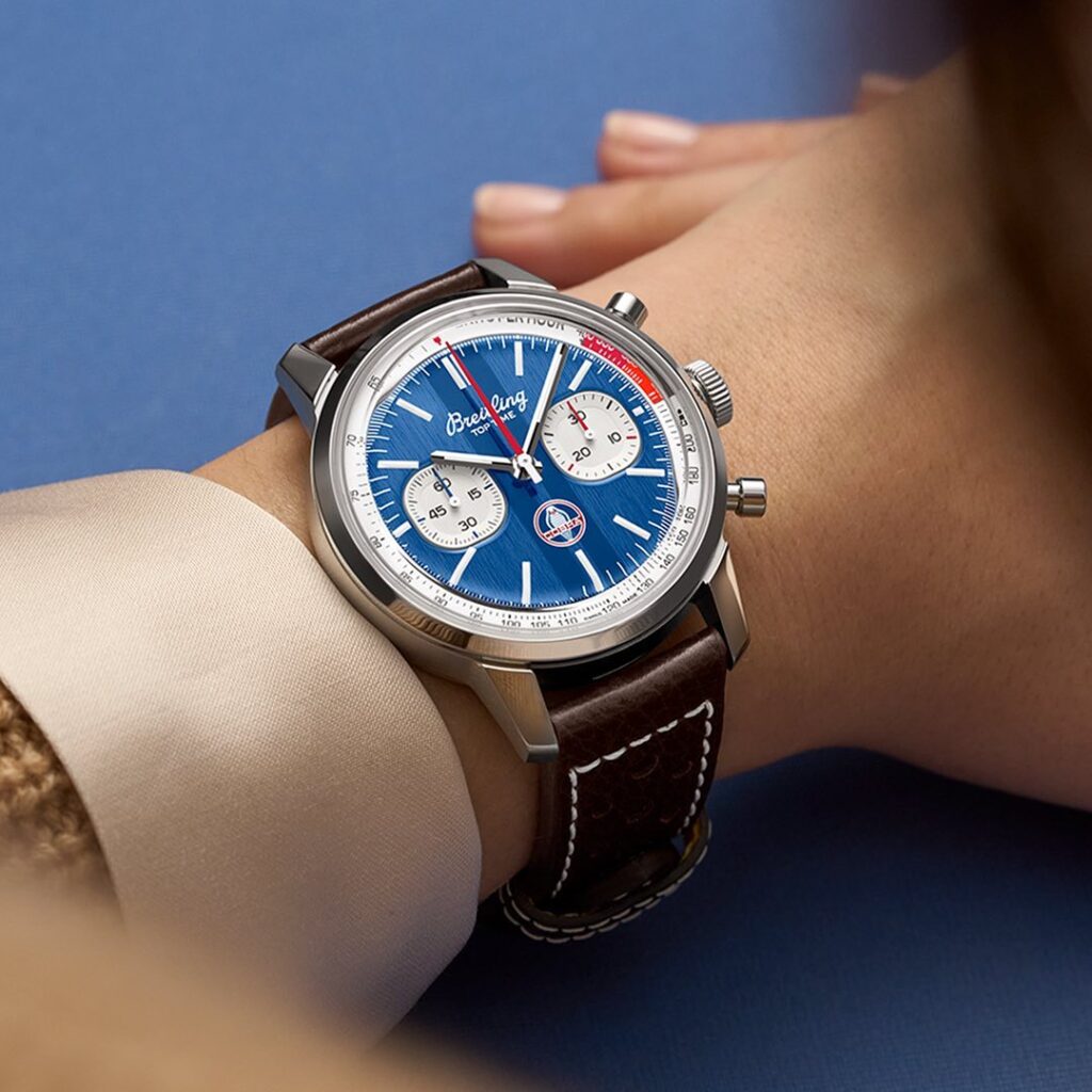 Breitling Top Time B01 Classic Cars. Modelos y precios - Horas y Minutos