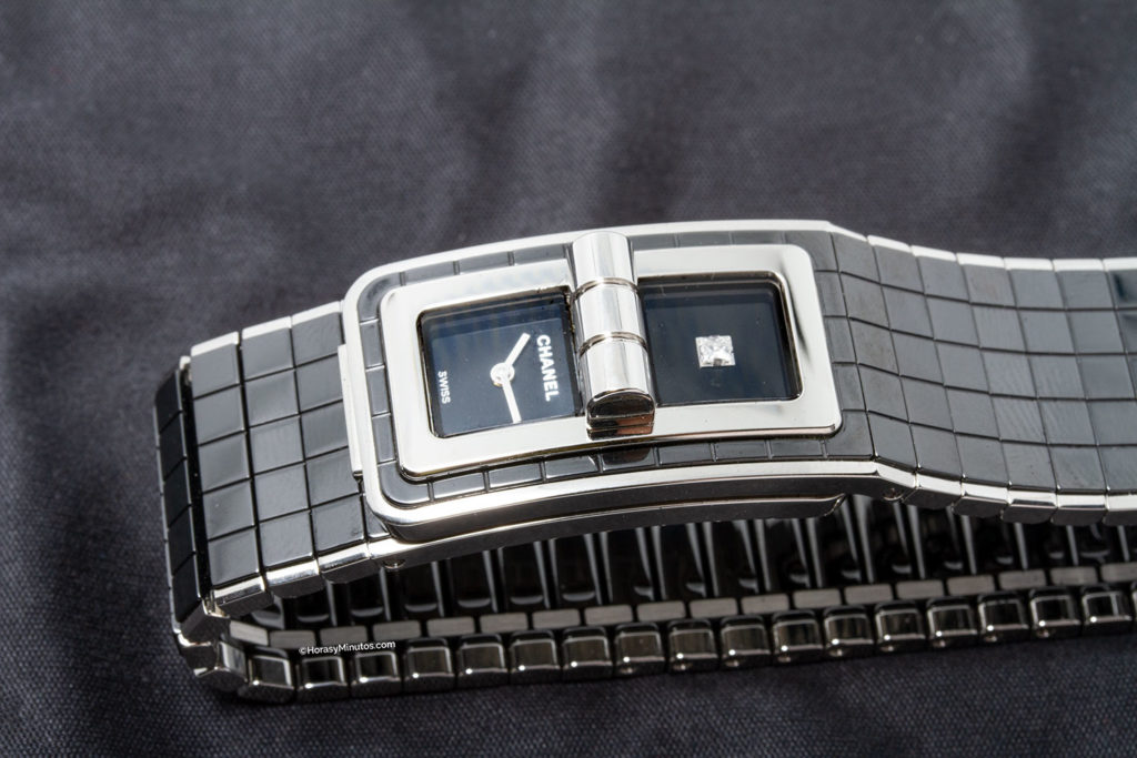 Chanel Code Coco: Puro Chanel, con fotos en vivo y precios - Horas y ...