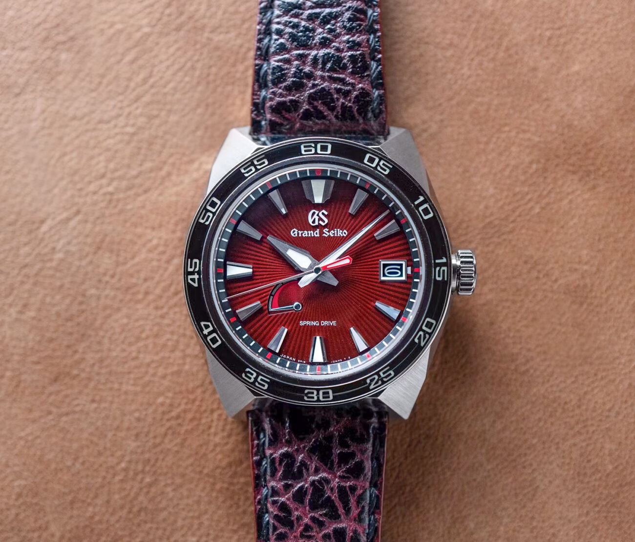 Grand Seiko Godzilla 65th Anniversary Limited Edition - Horas y Minutos