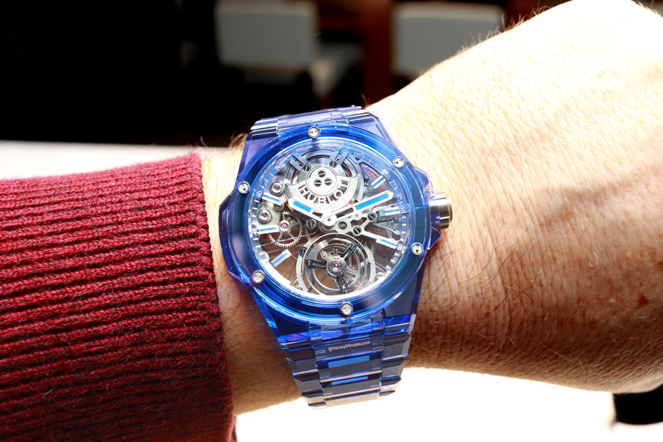 Hublot Big Bang Integrated Tourbillon Full Blue Sapphire. Fotos en vivo ...