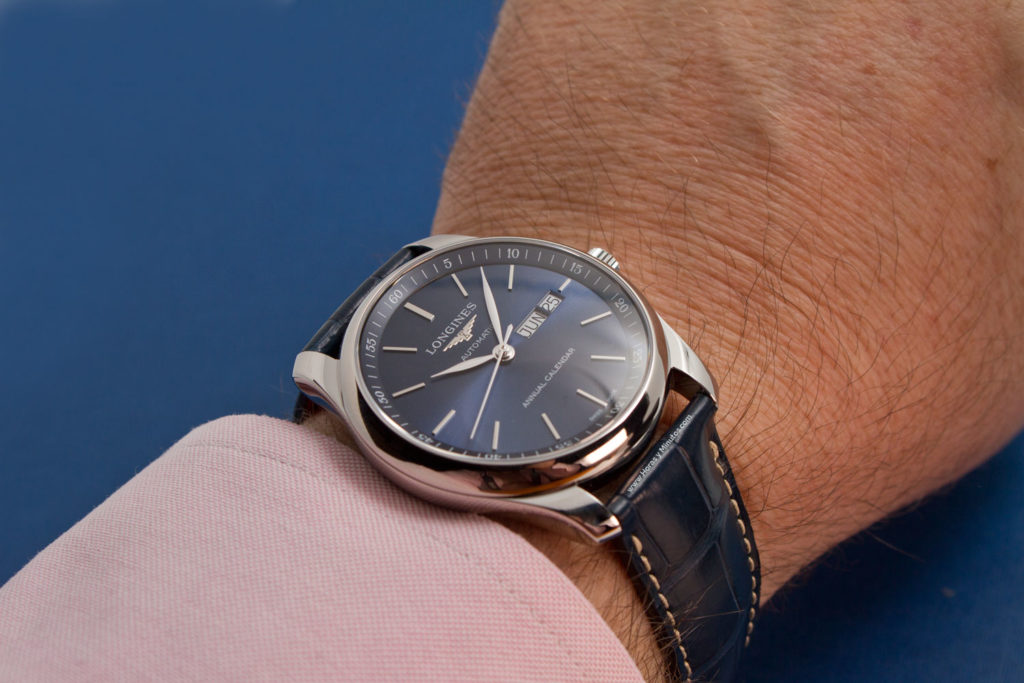 Longines Master Collection Annual Calendar. Fotos en vivo y precios ...