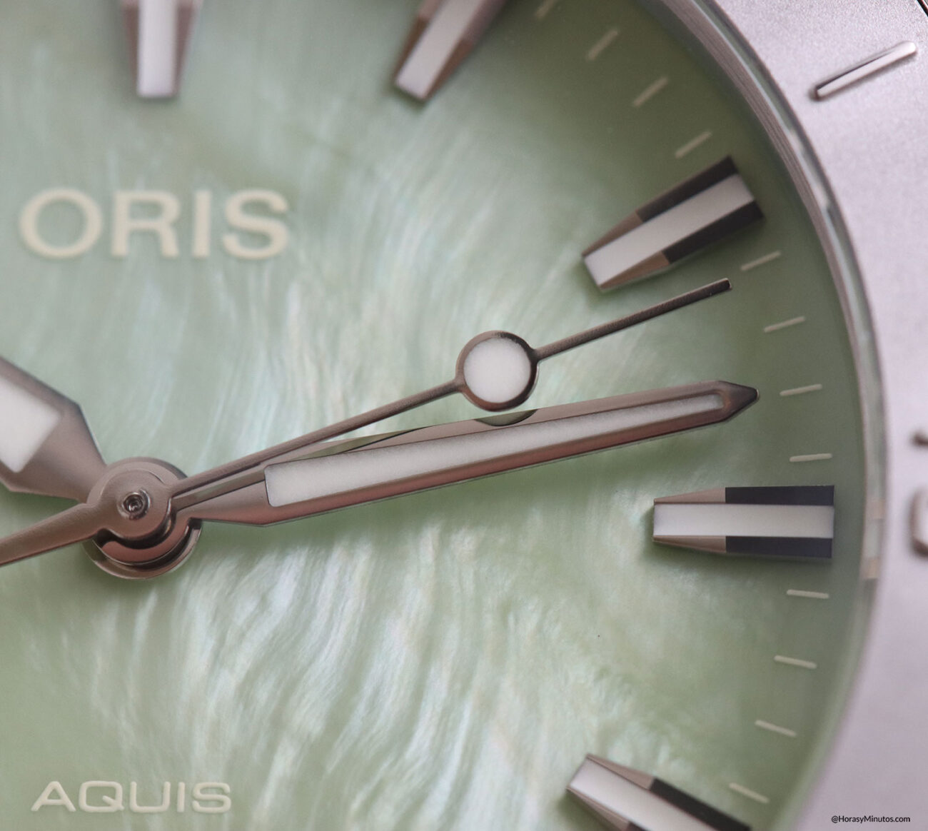 Oris Aquis Date 36,5 mm. Fotos en vivo y precio - Horas y Minutos