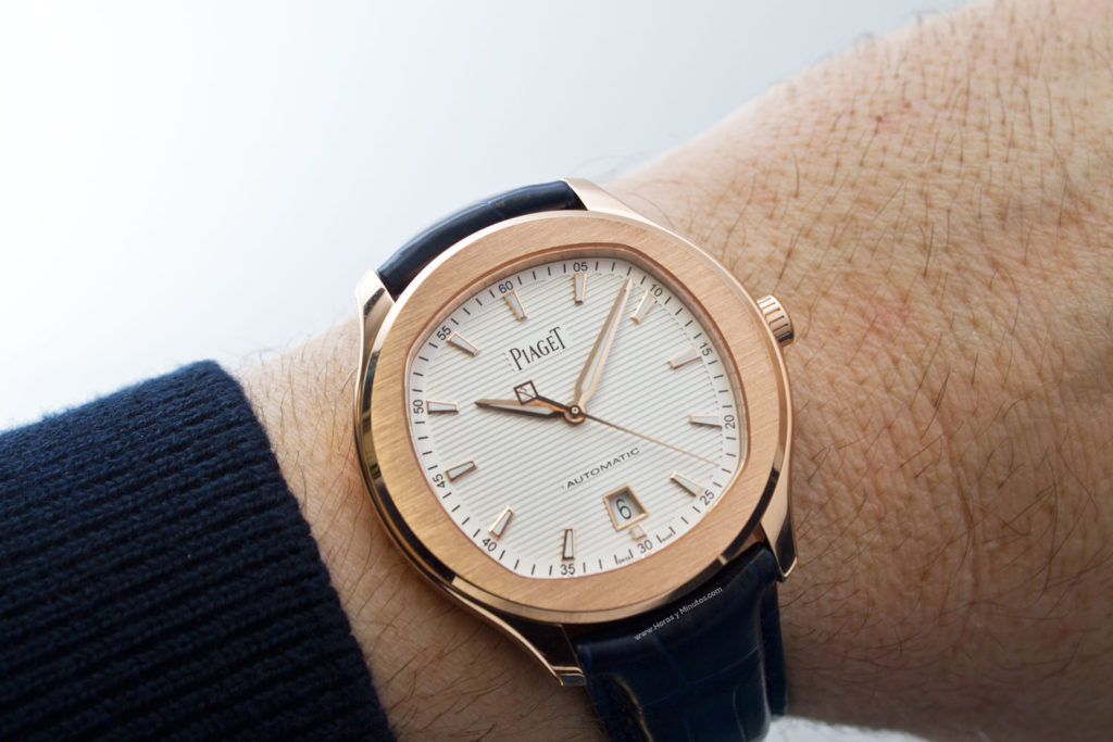 El Piaget Polo S se viste de azul y oro. Y mejora su precio - Horas y ...