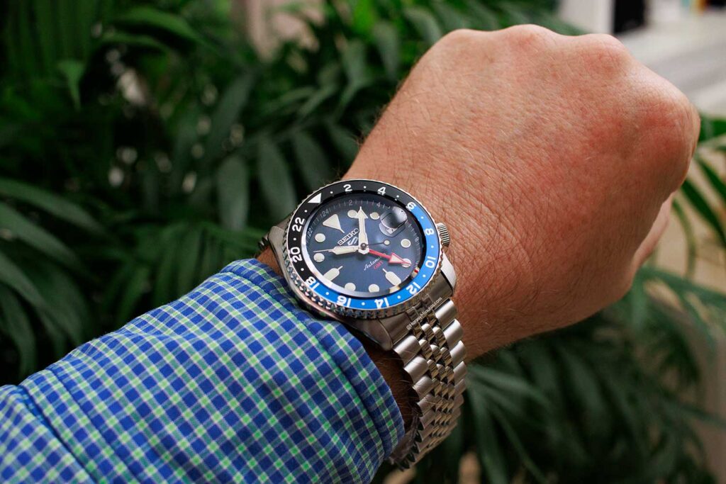 ¿Qué es un reloj GMT y cómo funciona? - Horas y Minutos