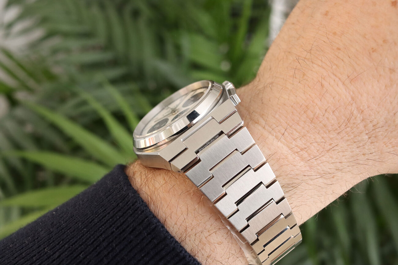 Tissot PRX Automatic Chronograph "Panda Azul". Fotos en vivo y precio ...